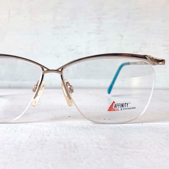 Vintage | Accessories | Vintage Kenmark Wide Fit Affinity Raven Cat Eye ...